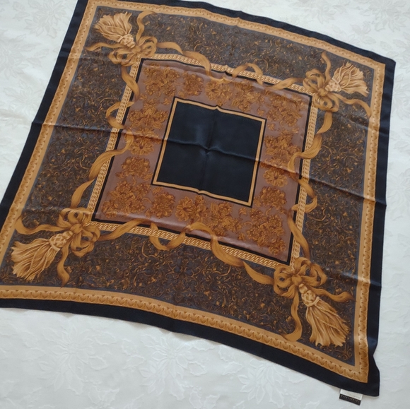 Liz Claiborne | Accessories | New Silk Luxury Scarf Black Chocolate ...